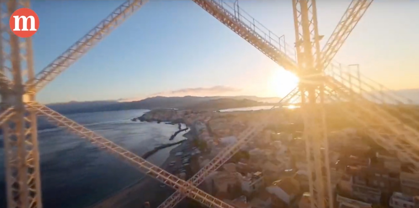 Messina, la magia del Pilone al tramonto, in un video